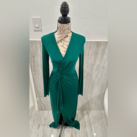 Dresses | Emerald Green Bebe Gown Xs | Poshmark